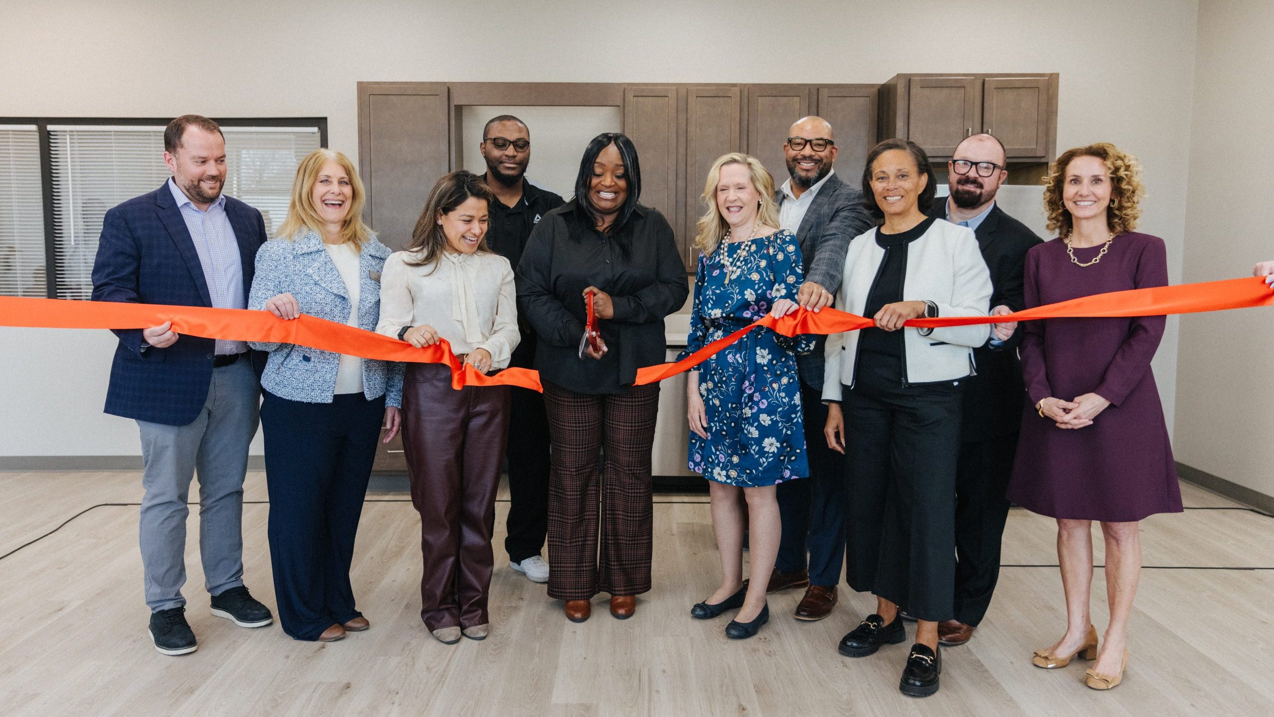 City leaders celebrate grand opening of Campbell Street Apartments ...